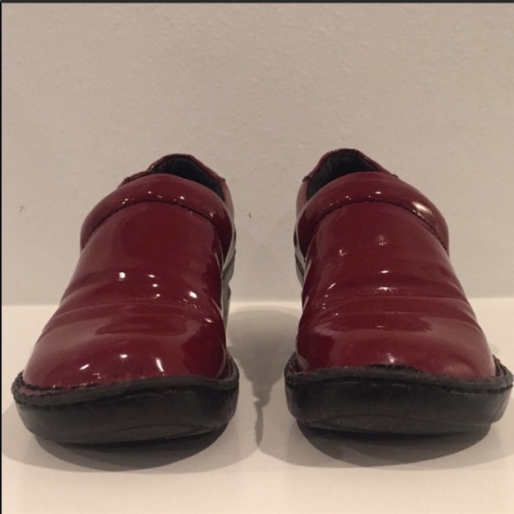 b.o.c. | Shoes | Boc Born Red Peggy Clog Slips Size 6 | Poshmark